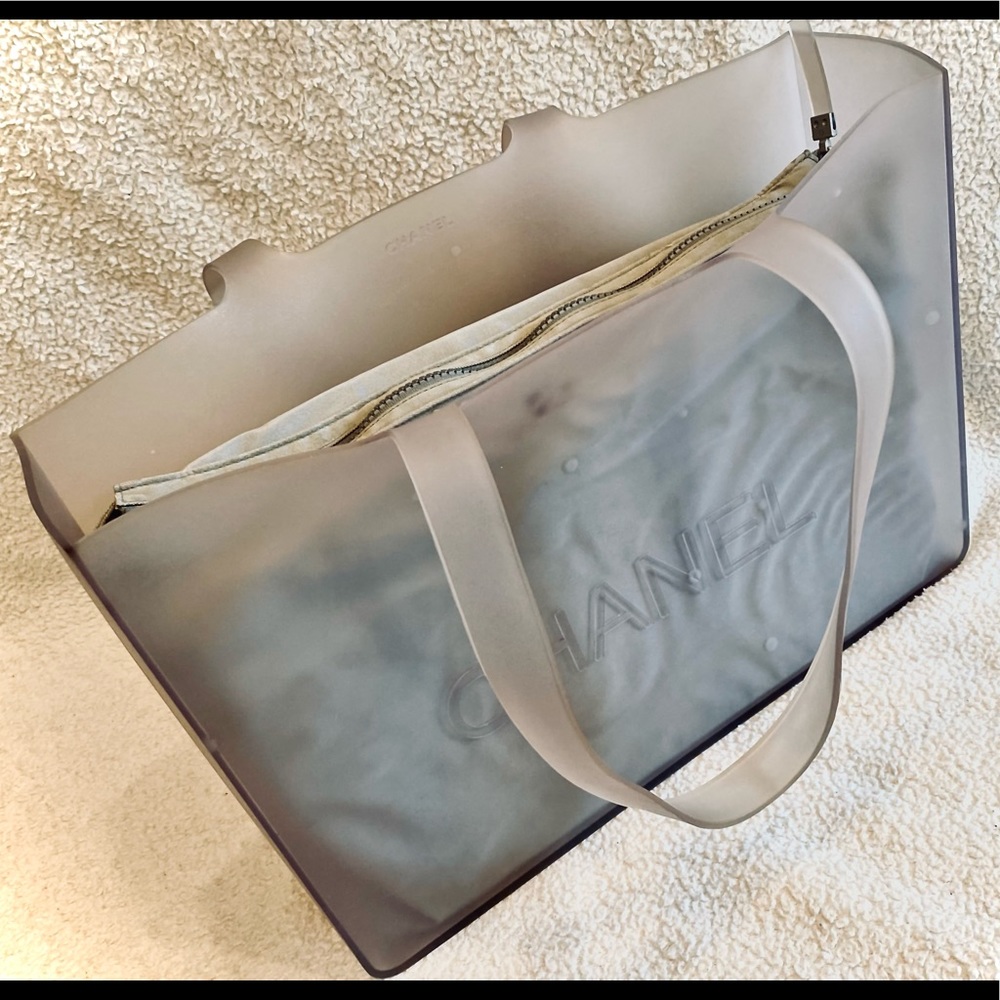 Chanel Vintage Rubber Clear Gray Beach Tote Bag - Gem